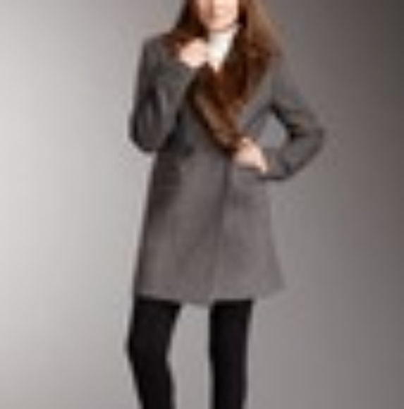 French Connection | Jackets & Coats | Like New Fauxfur Collar Coat ...